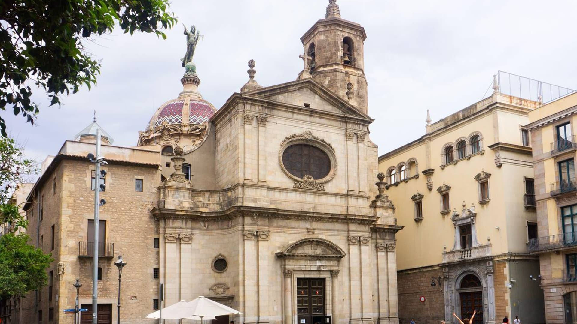 Basilica de la Merce Guide (Basilica of Mercy) - Living In Barcelona